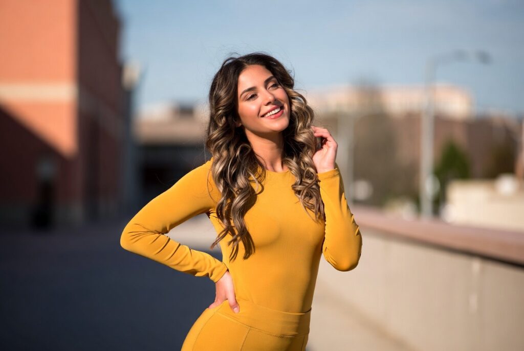 Curvy Women Look The Best In These Colors Than Anyone Else - creatoclan.com